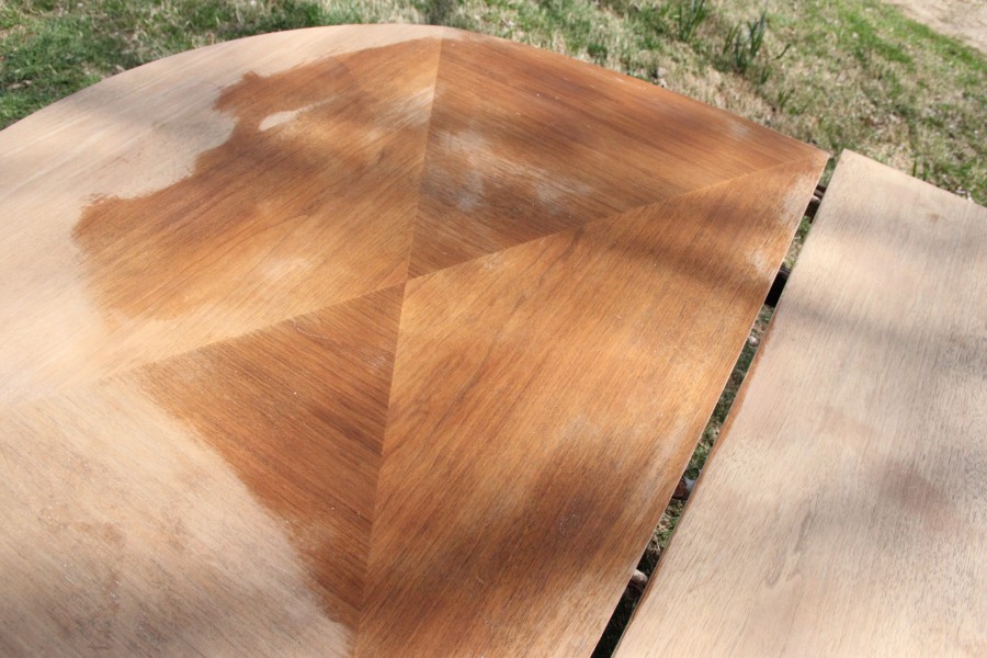 MONDAY MAKEOVER – REFINISHING THE DINING ROOM TABLE – My Old Country House