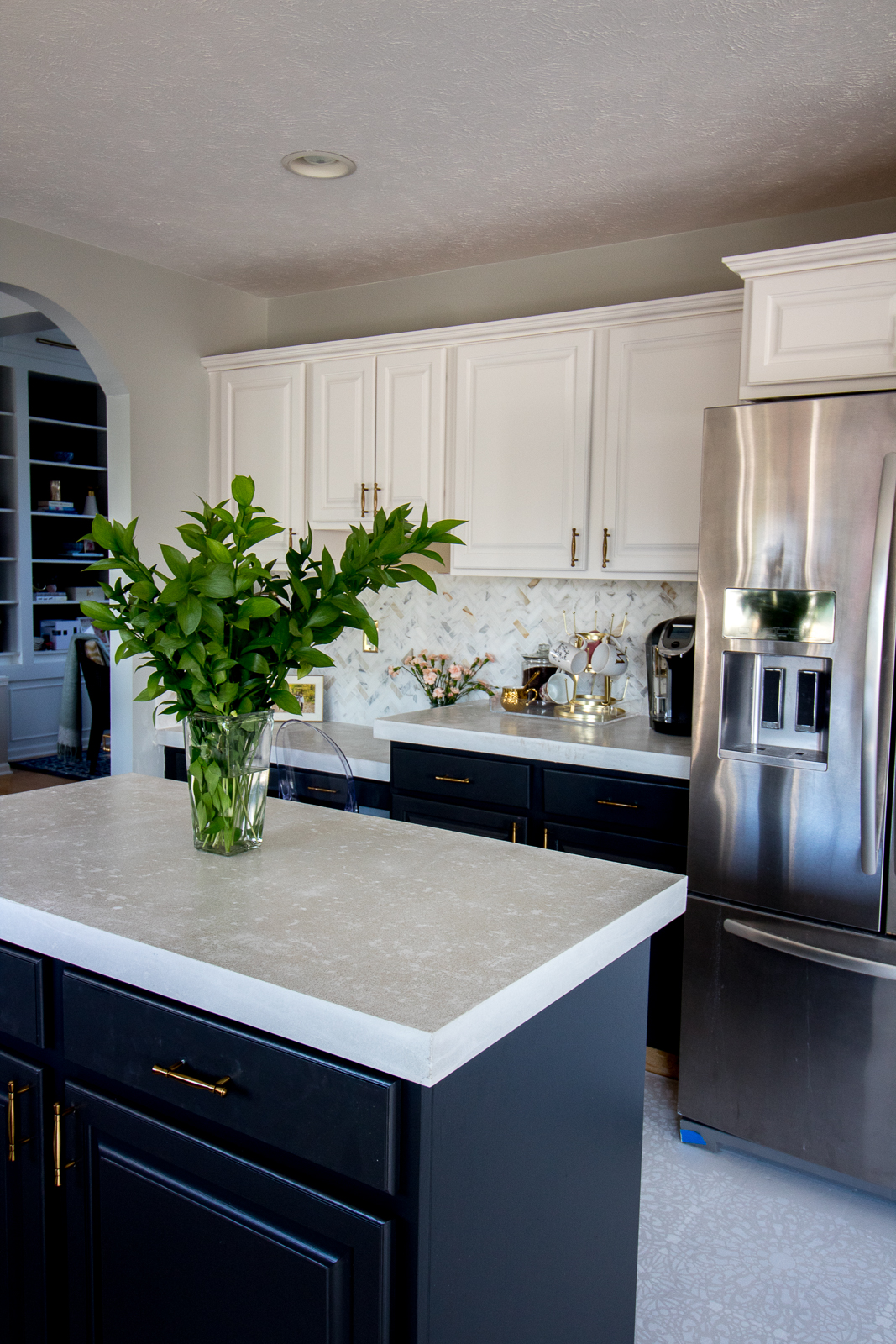 ONE ROOM CHALLENGE – GUEST STARS – FAVORITE KITCHENS – My Old Country House